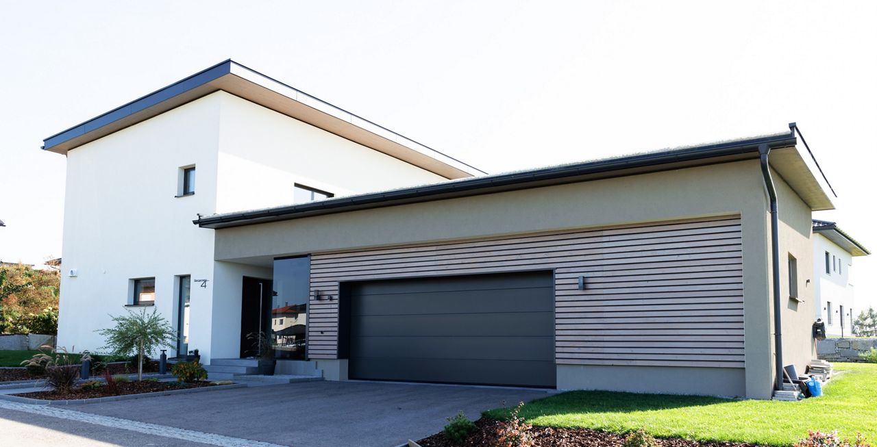 Normstahl I Top brand for quality garage, industrial doors, and automation.