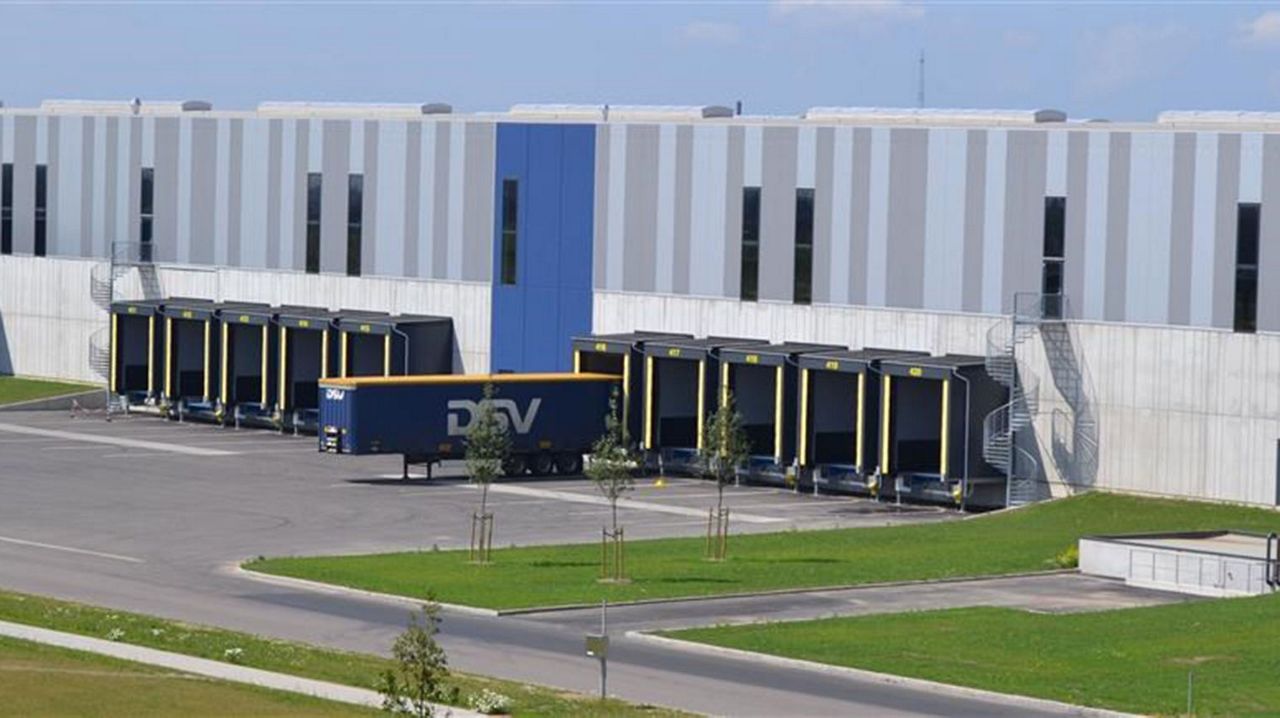 Saving time, energy and protecting goods | ASSA ABLOY