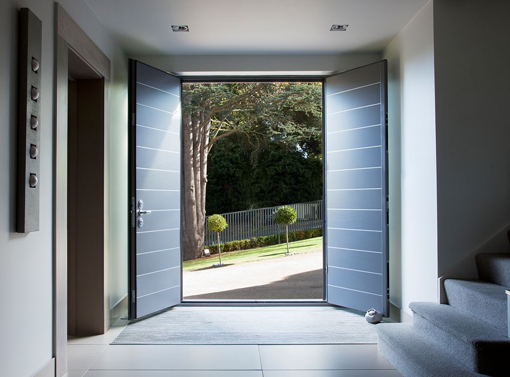 Discover the benefits of automated door closers. | ASSA ABLOY