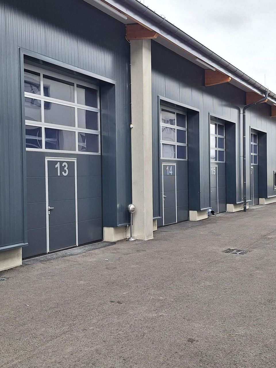 Impressive quality – Normstahl doors in the garage park!