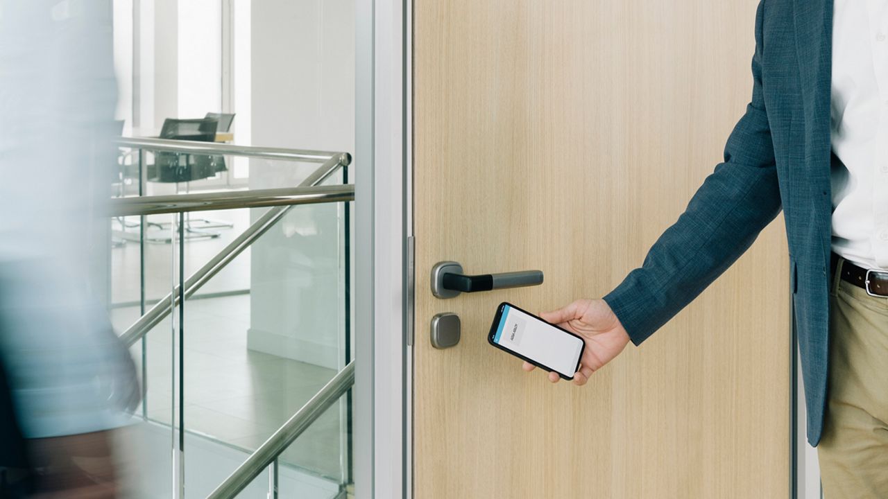 Aperio Mobile Access | ASSA ABLOY