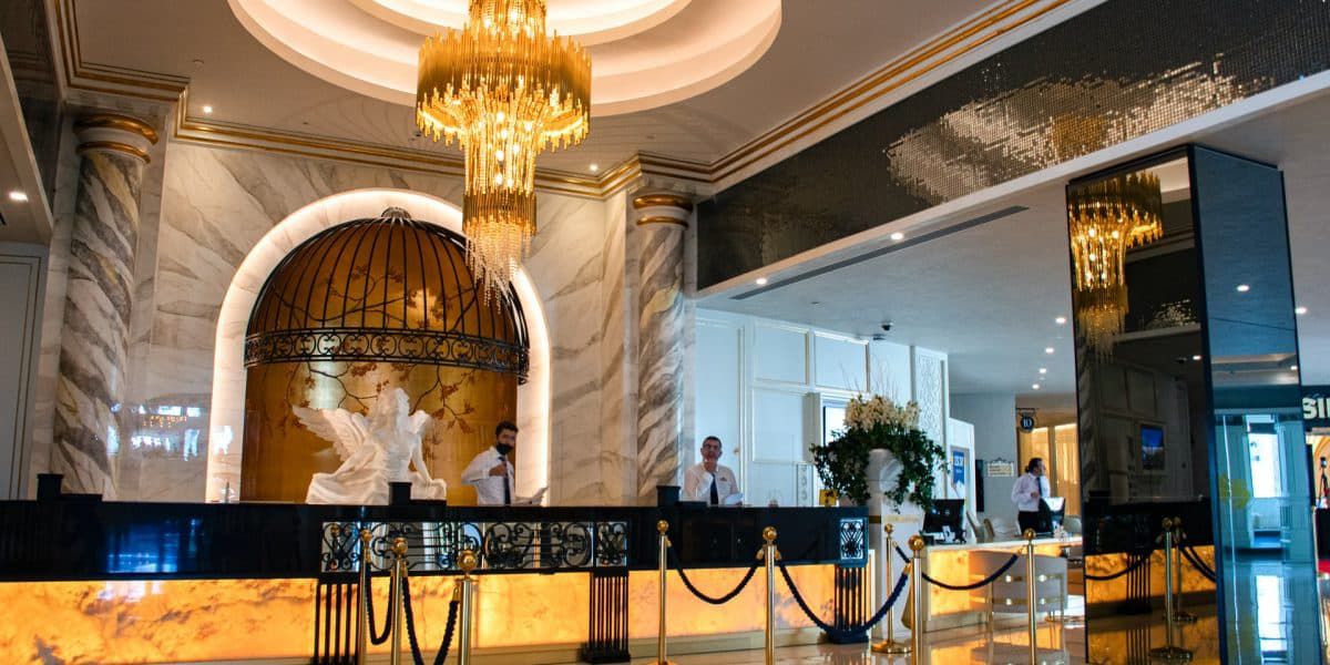 Top Hotel Safety and Security Tips | B&B Roadway Solutions