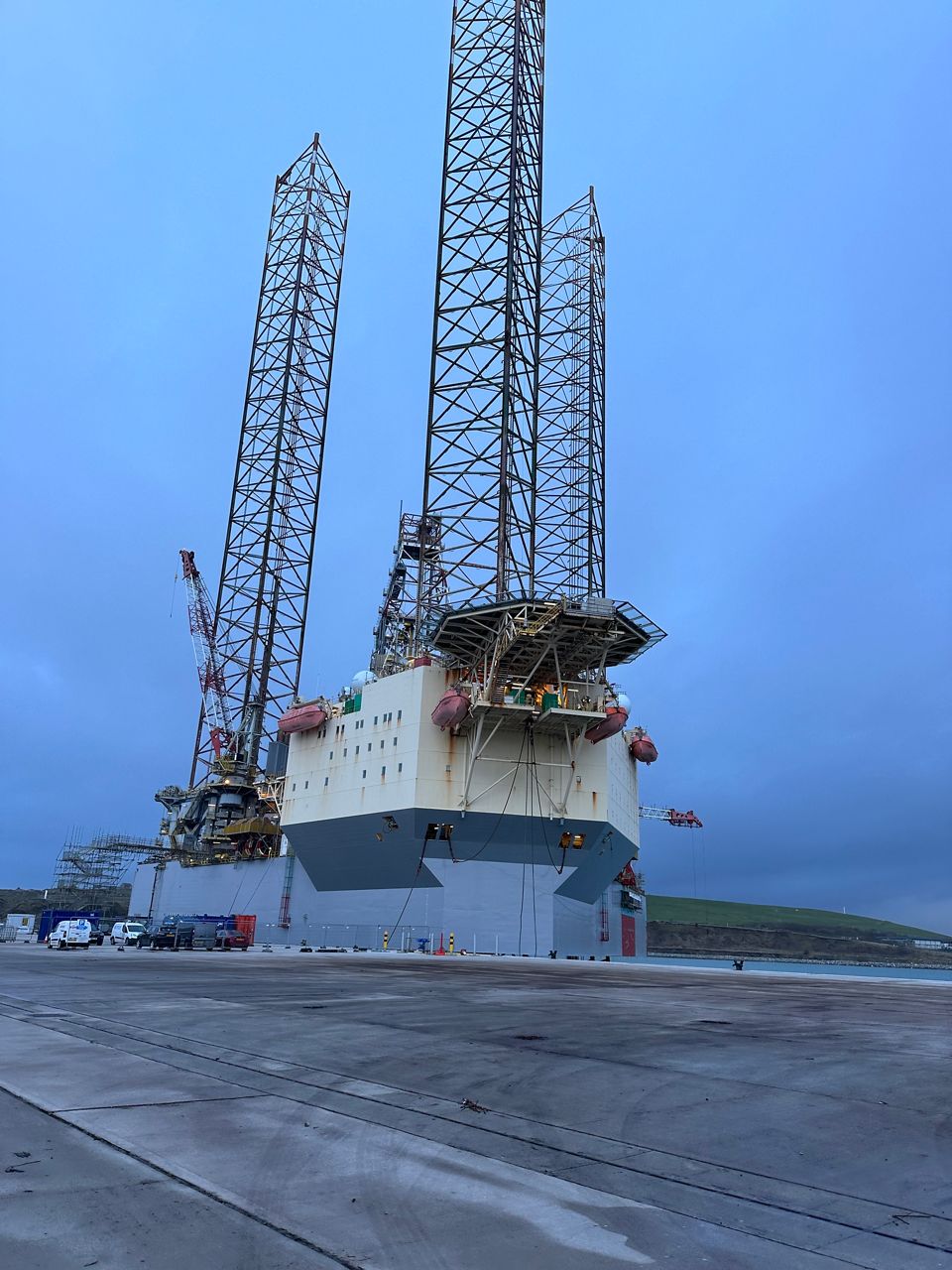 Mul-T-Lock's MTL300 Enhances Staff Security on Offshore Oil Rig | MUL-T ...