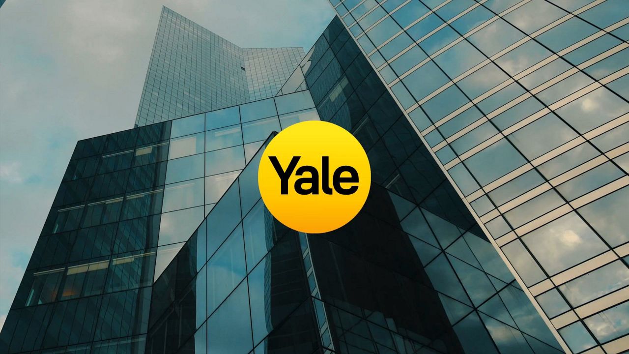 Yale Luna Elite Plus | Yale