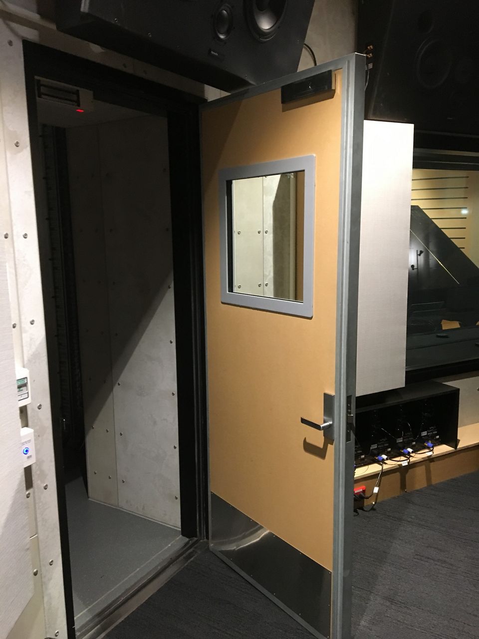 AD400 Acoustic Door Set STC/Rw 43 | Pacific Doors