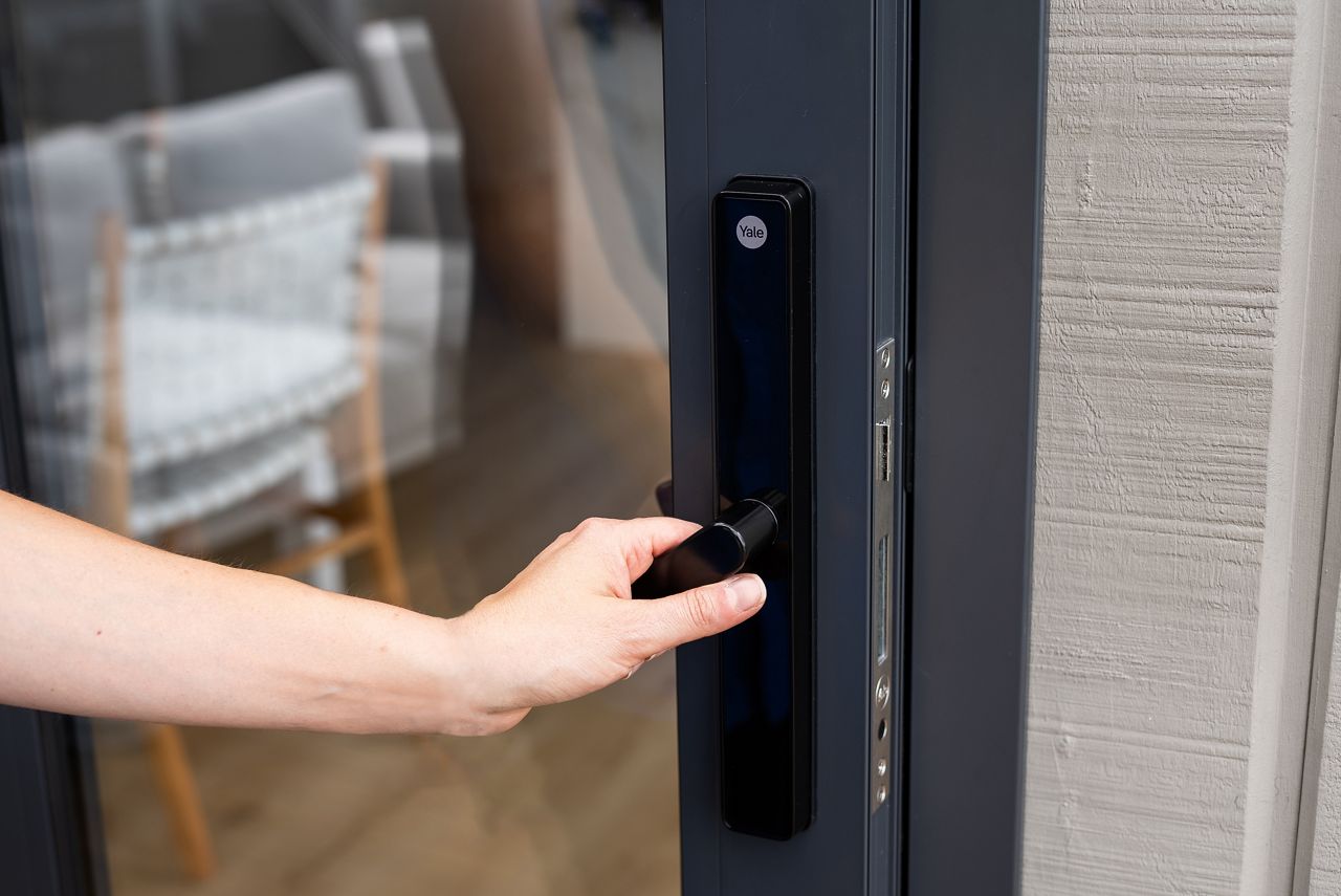 Yale Unity Slim Smart Lock Support | Yale