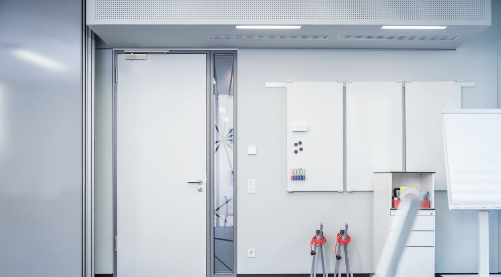 Deurdrangers voor buiten- en binnendeuren | ASSA ABLOY