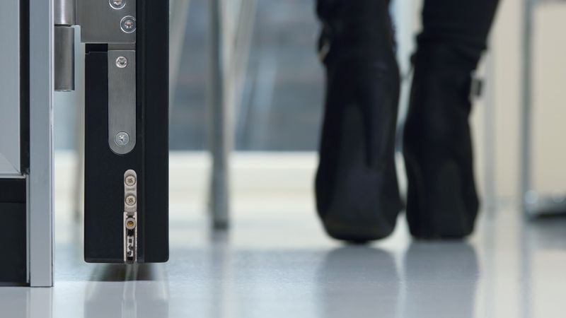 Planet pivot module - ASSA ABLOY | Planet