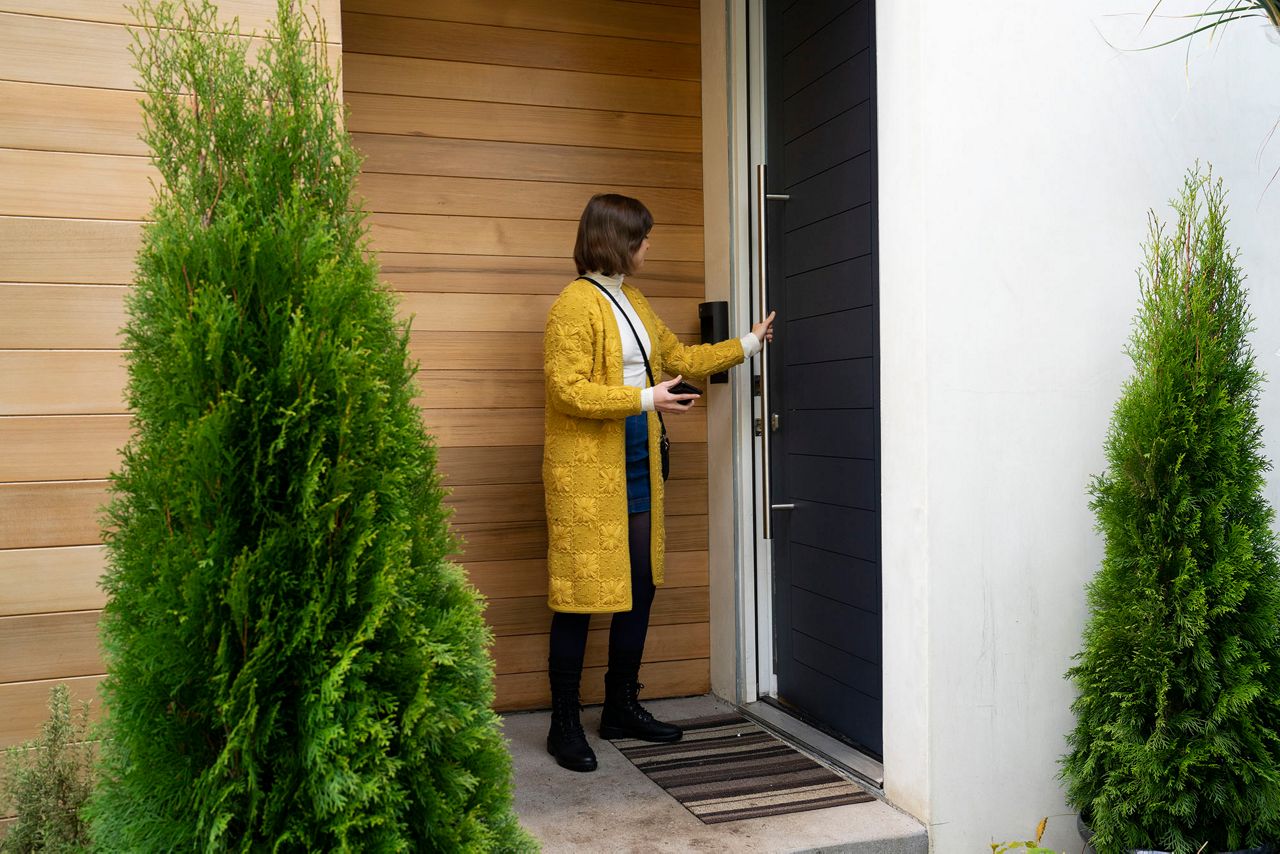 Keep your holiday let key-free with a Yale Smart Lock | Yale